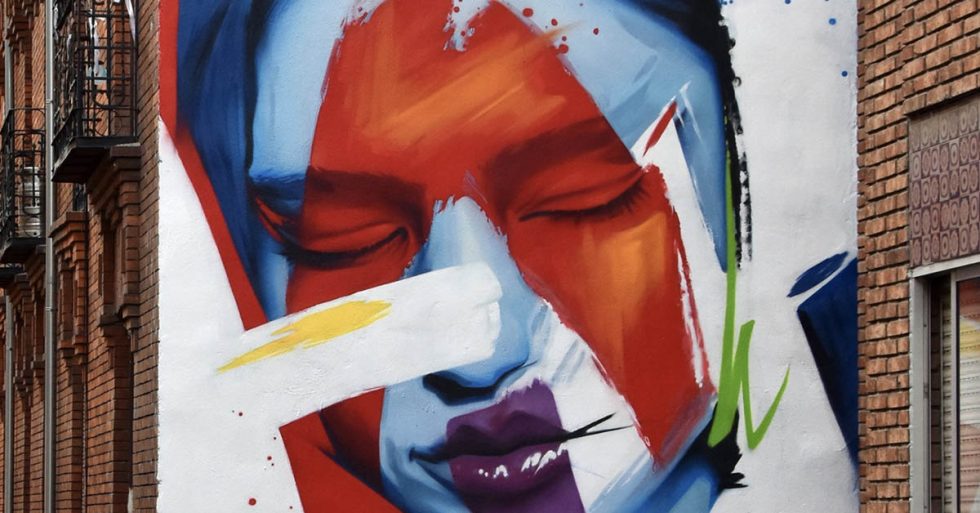 Street Art Hyperrealism - MANOMATIC urban artist - murals paintings