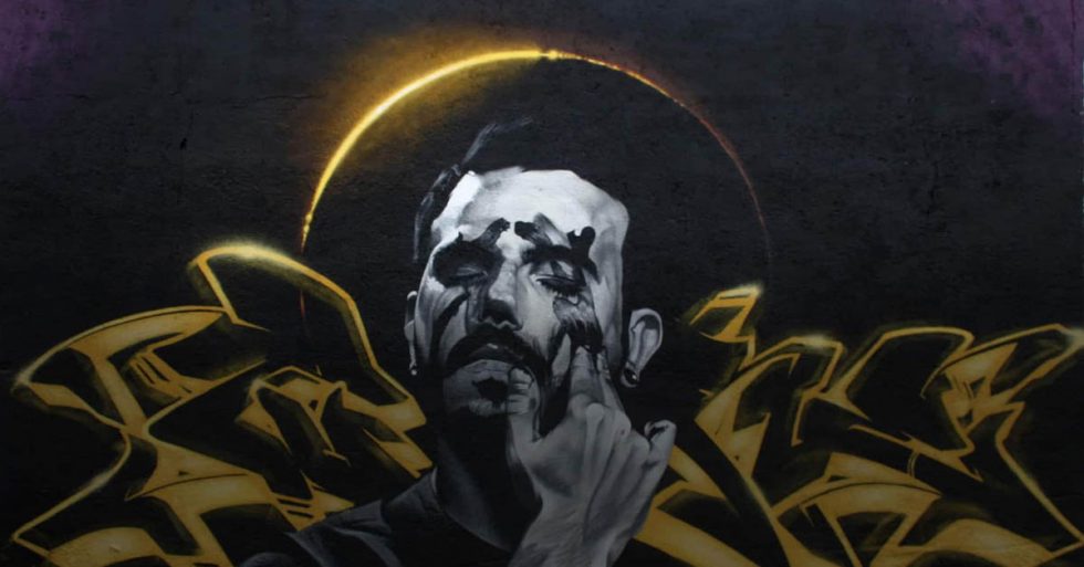 Street Art Hyperrealism - MANOMATIC urban artist - murals paintings